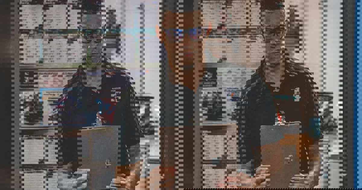 How to Keep Record of Stock: The Best Recording Methods